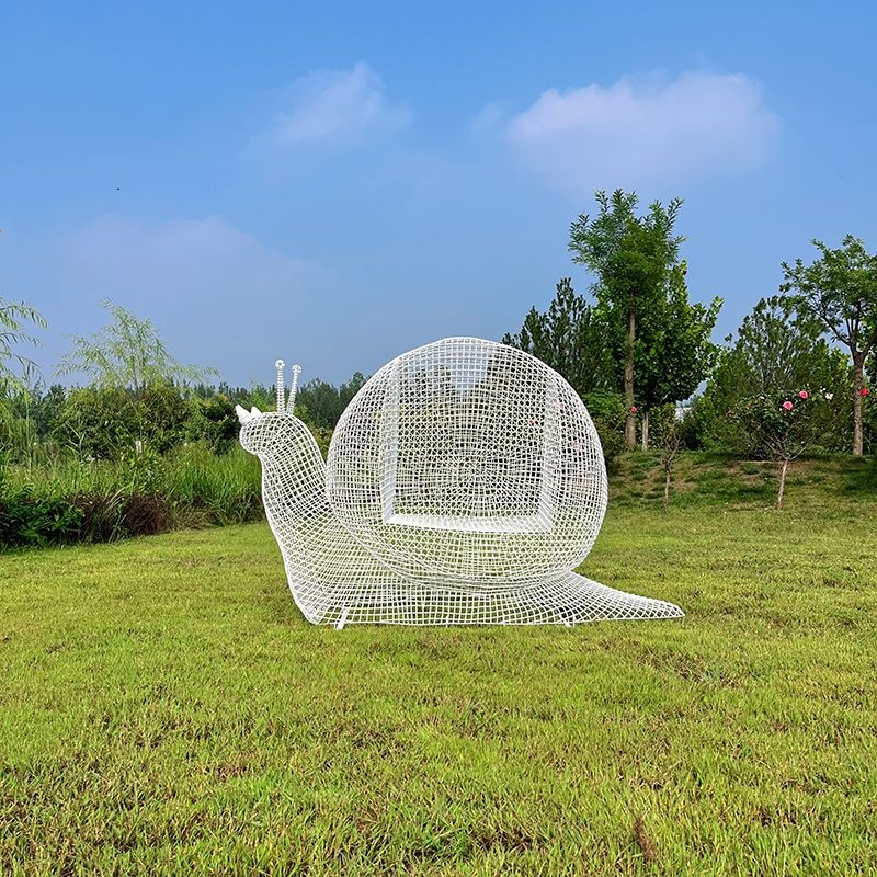 stainless steel snail wire sculpture