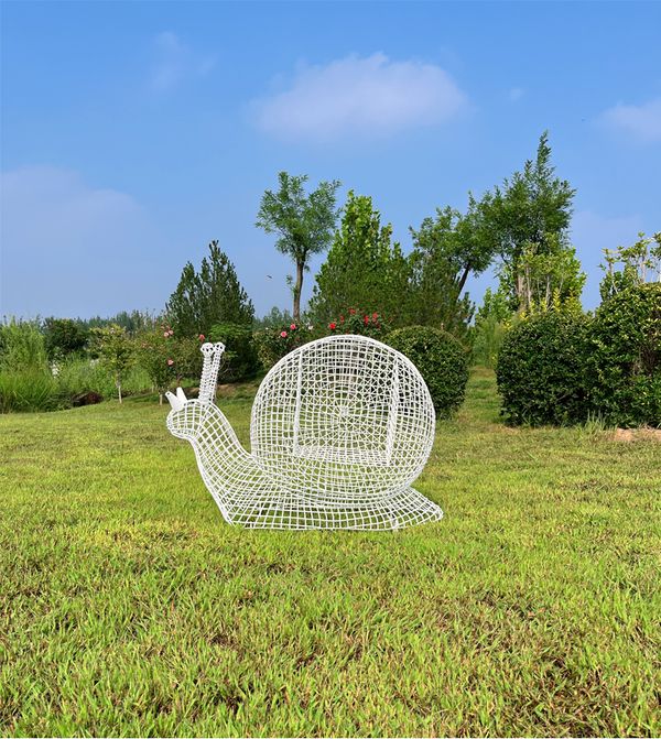 stainless steel snail wire sculpture